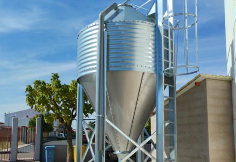 Farm Silo Installed in Cáceres to Feed a Biomass Boiler - Silos Spain